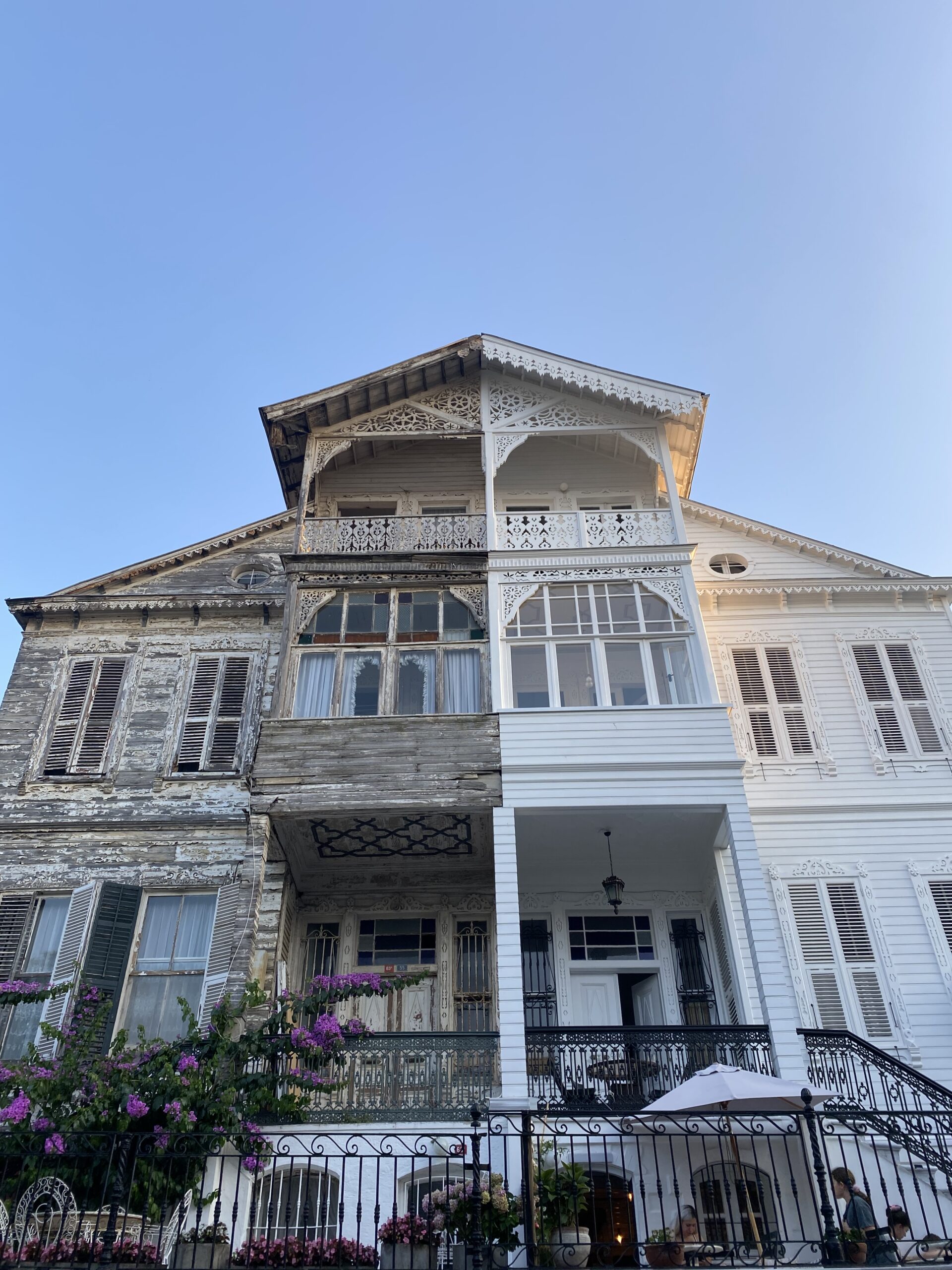 Gündelik Yaşamın Hayhuyundan Uzakta İstanbul Kültürünün Yakınında Bir ...